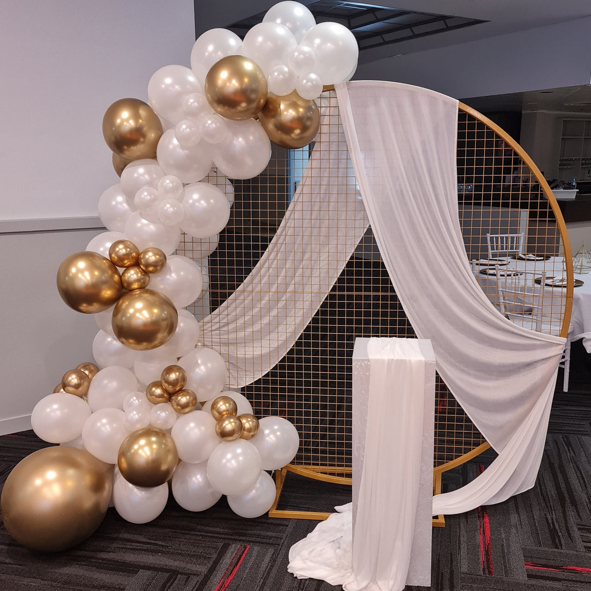 Gold Round Mesh Wall – Ava Designs Official